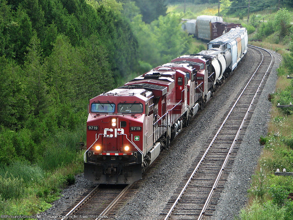 CP 9719 east at Coakley